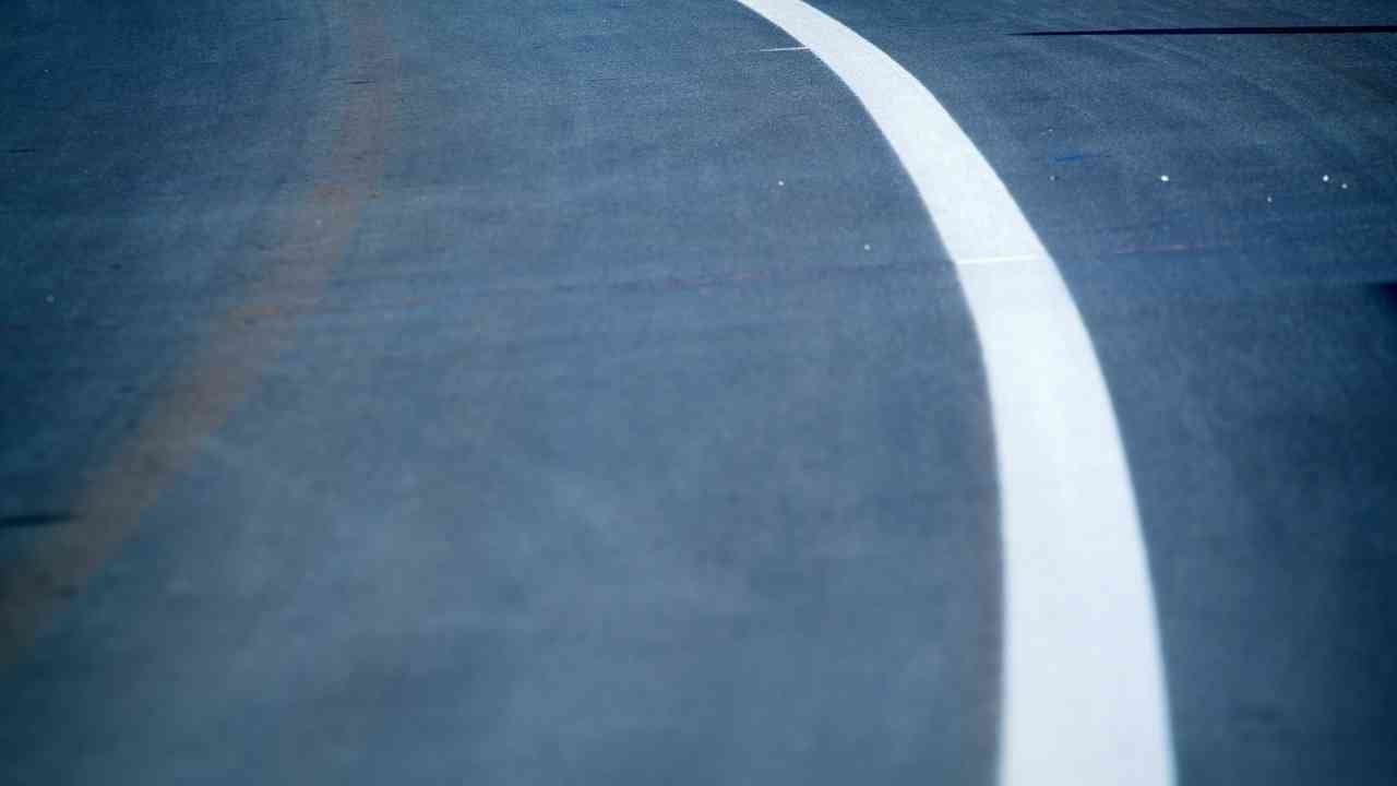 Bingung? Nih, Perbedaan Garis Horizontal Vertikal dan Diagonal
